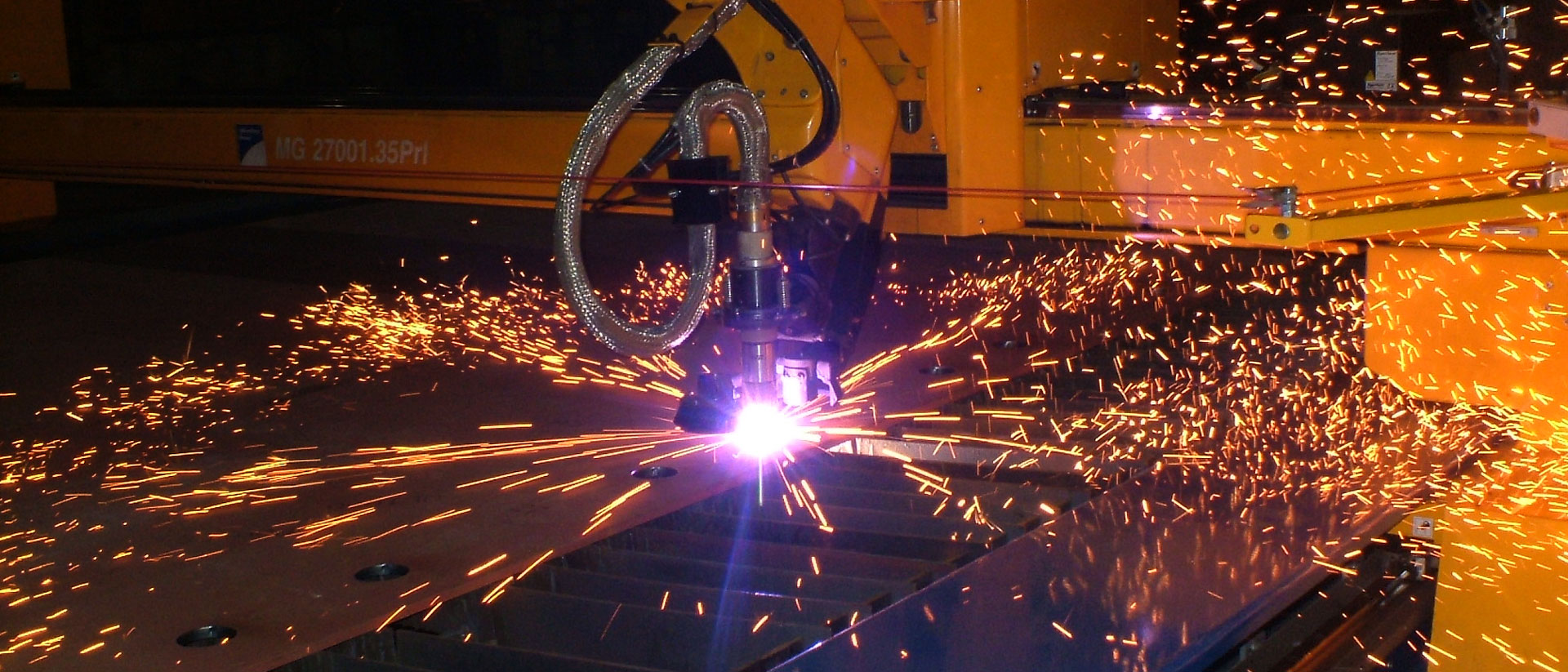 Flame Cutting Services | Oxyfuel & Gas Cutting Specialists | VSN Steels